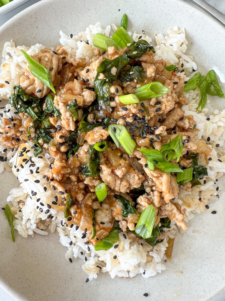 Ground Chicken & Basil Rice Bowl - Winnie Kison