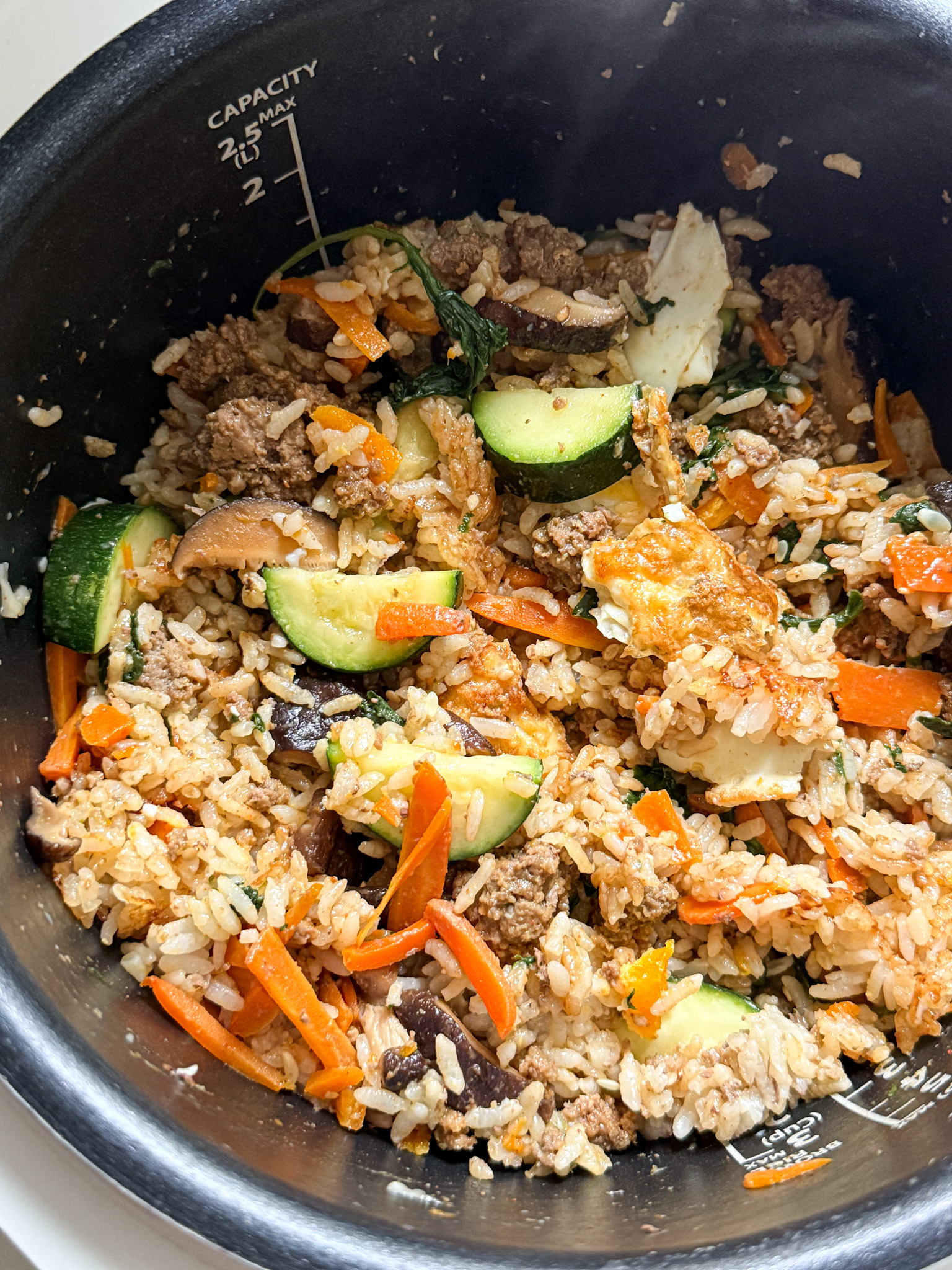 Rice Cooker Bibimbap (Korean Mixed Rice Bowl) - Winnie Kison