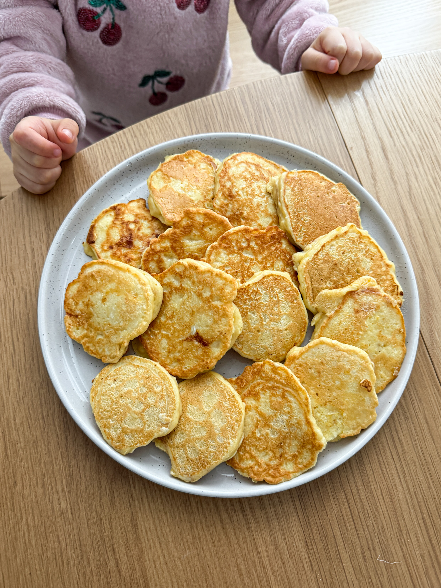 Baby-Led Weaning Yogurt Pancakes - Winnie Kison